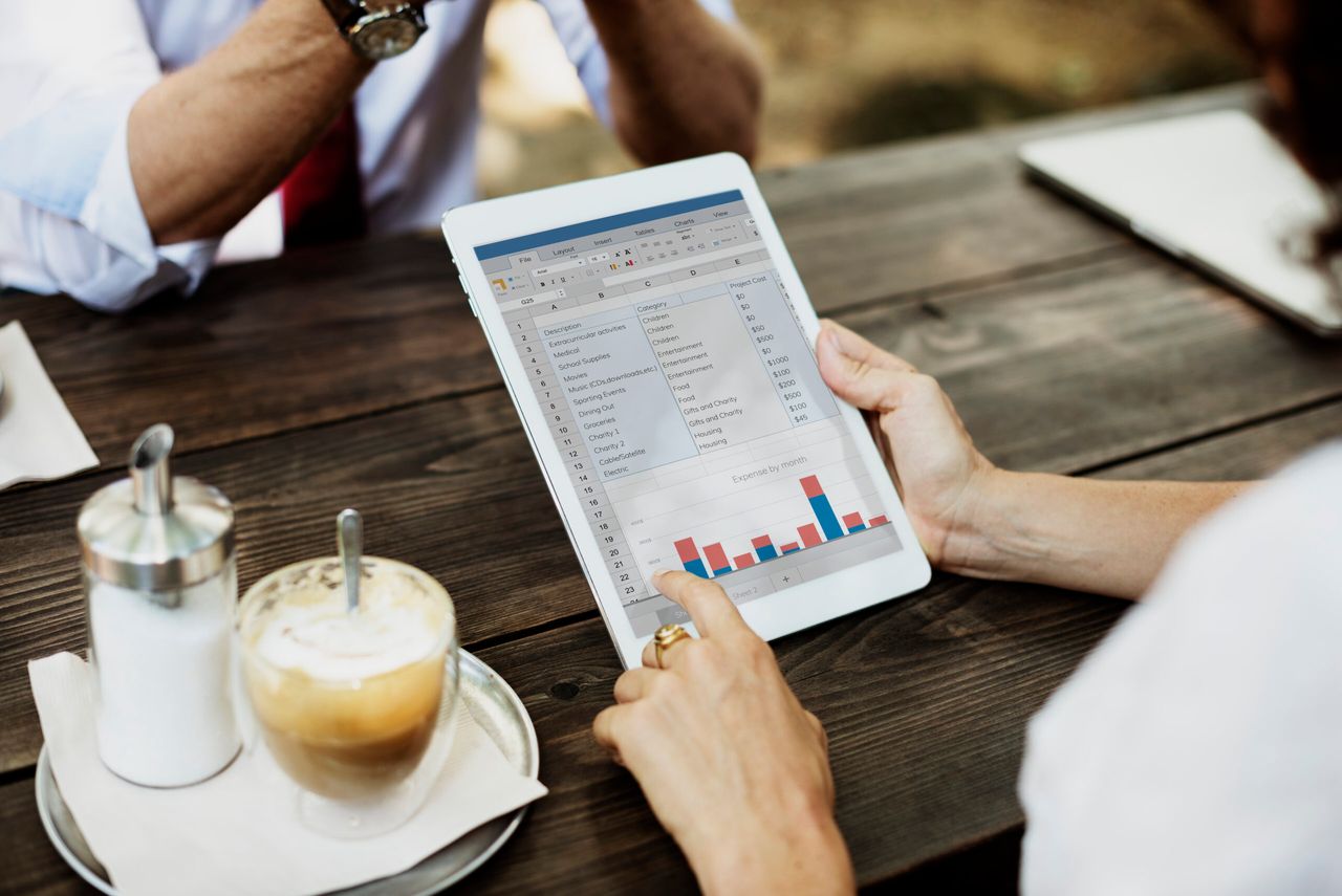 Analytics For Restaurants: Guide To Boosting Online Ordering